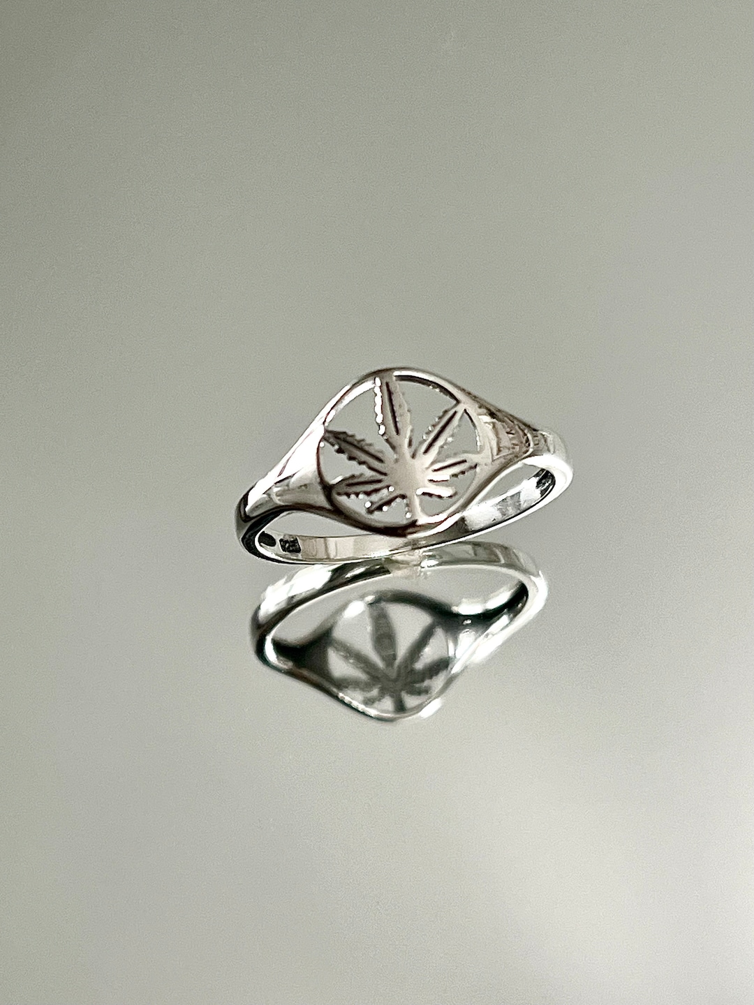 Marijuana Ring, Sterling Silver Men & Women's Ring, 3 Leaf Silver Band ...