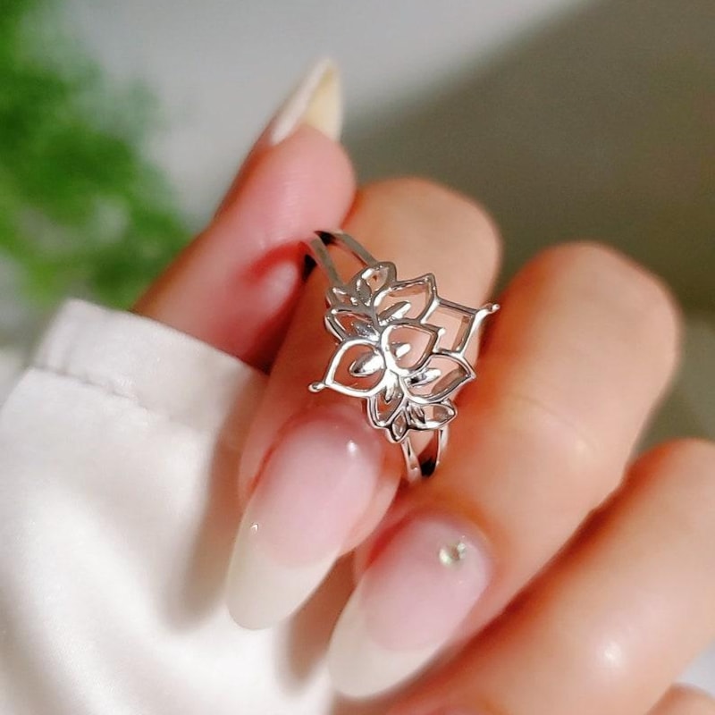 Lotus Ring - Etsy