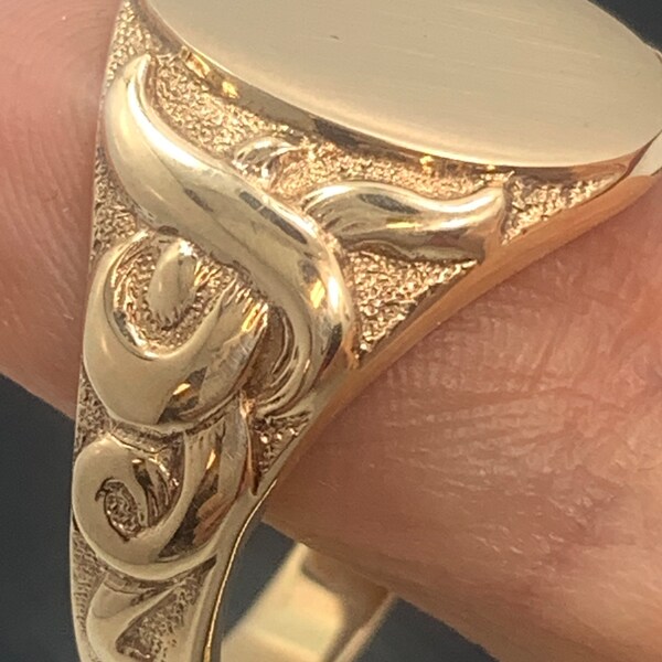 Antique Signet Ring - Etsy