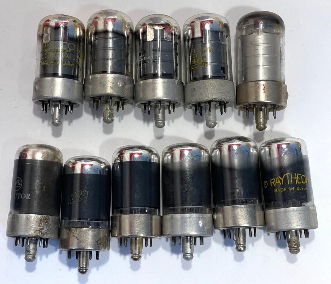 11 Vintage Loctal Electron Amplifier Radio Vacuum Tubes 7B7 7B8 A39 - Etsy