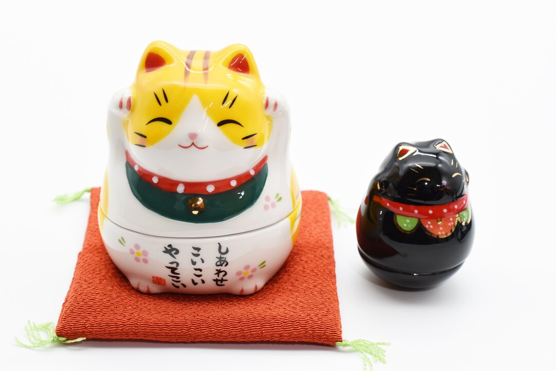 Maneki Neko Yellow White Color Together With Black Cat Inside Beckoning ...