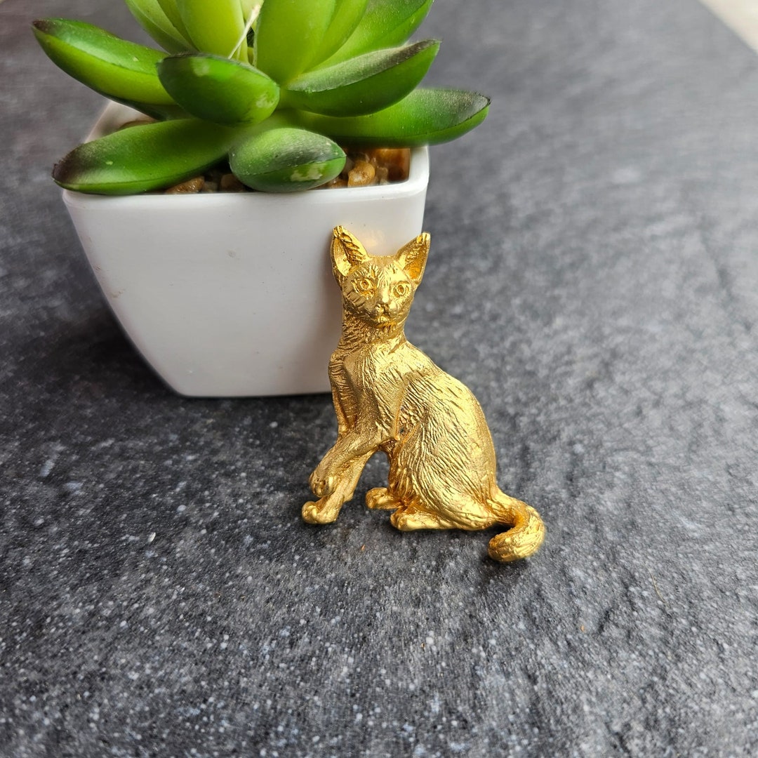 Vintage Gold Plated Abyssinian Cat Brooch - Unique Feline Jewelry ...