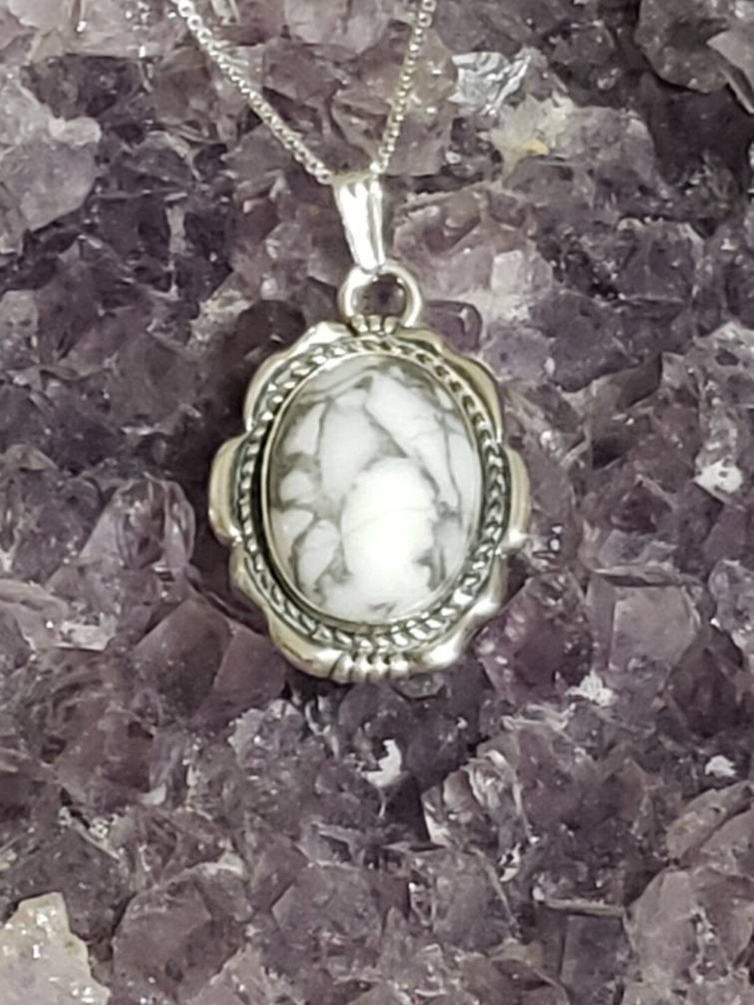 White Howlite Turquoise Necklace /howlite Pendant/statement Necklace ...