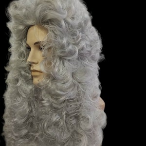 King Luis XIV Gray High Wig Period Early 1700 Beginning of 18th Century ...