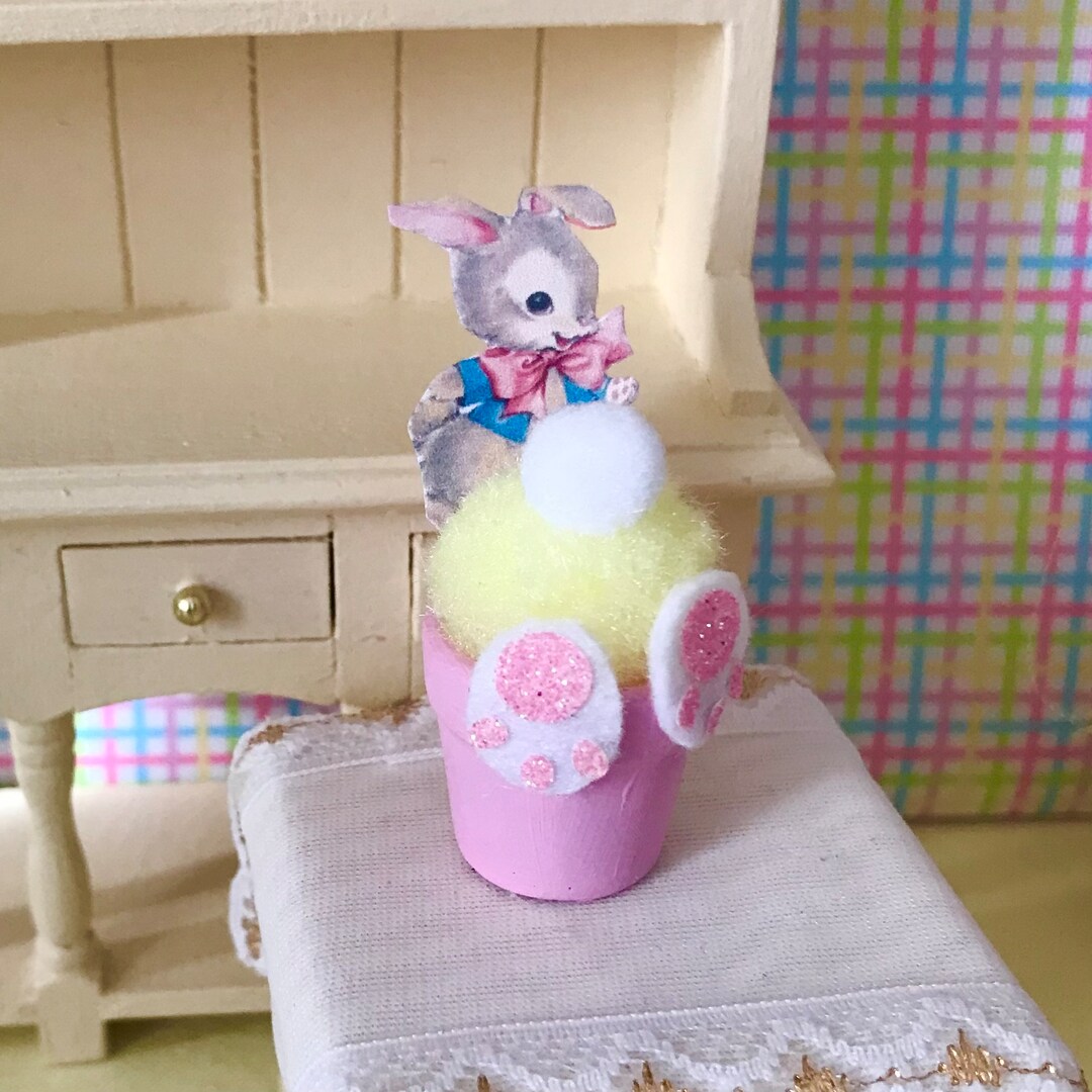 Miniature Bunny in Pot With Spring Sign, 1:12 Scale Dollshouse ...