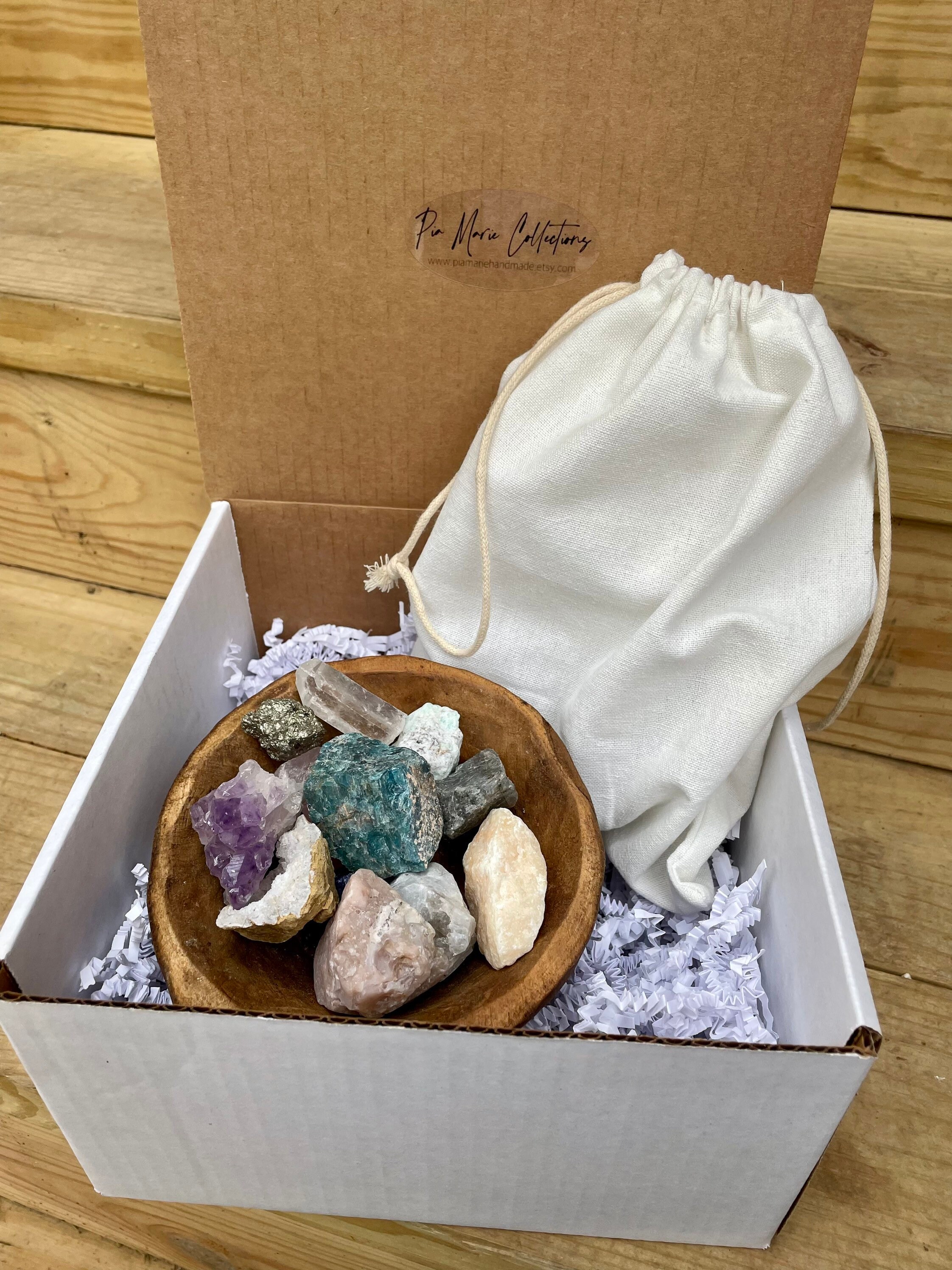 Gemstone Gift Set, Raw Crystals Gift Box, Boho Wedding Decor, Calming ...