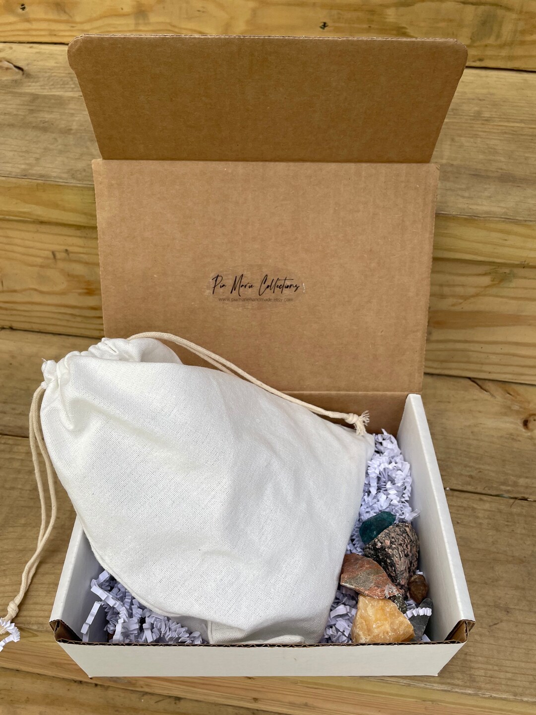 Rocks and Geodes, Gems and Minerals Gift Box, Crystal Gift Box, Science ...