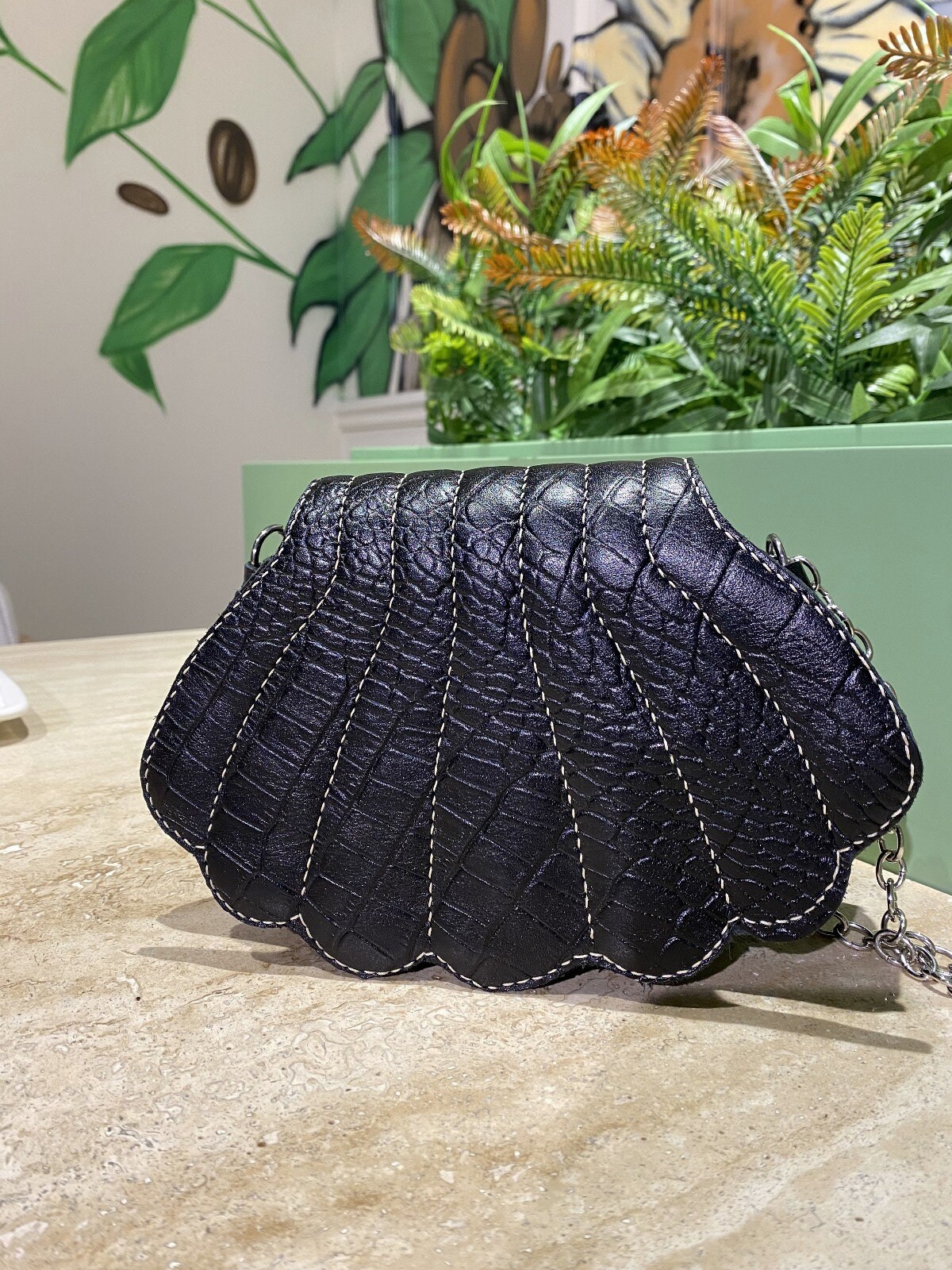 Luxury Black Sea Shell Shaped Leather Bag - Handmade Chic Chain Strap ...