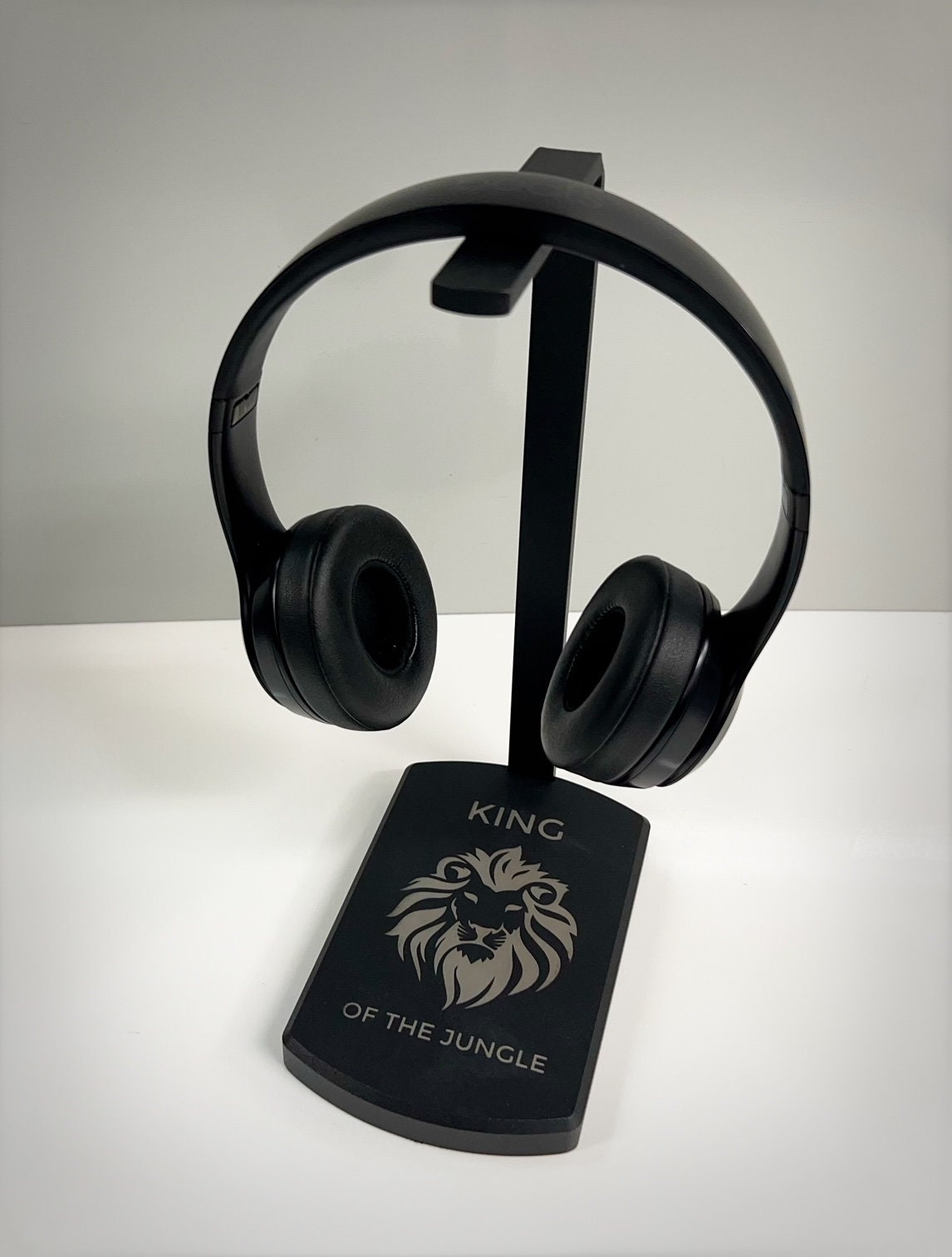 Premium Metal Headphone Stand Engraved - Etsy