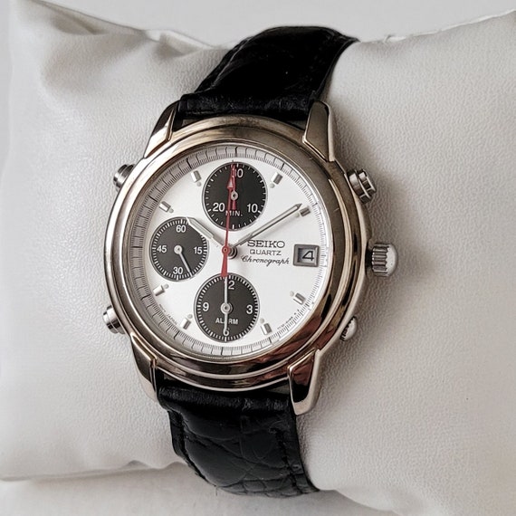 Vintage Seiko Panda 90s with Red details - Gem