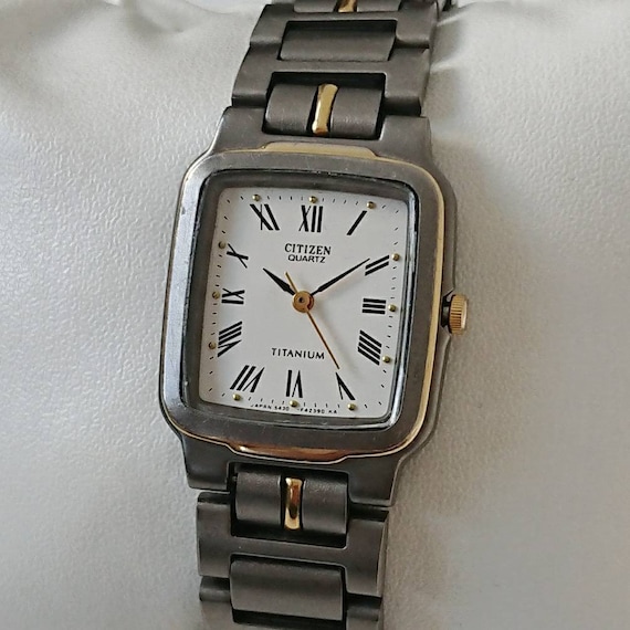 Vintage Citizen Titanium Tank 90s Unique - Gem