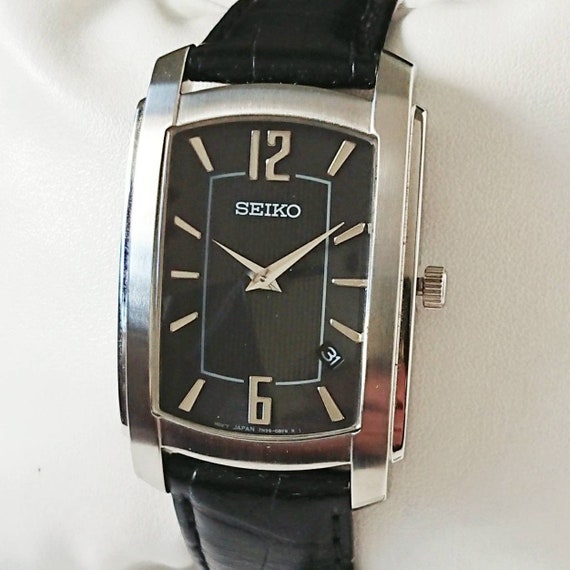 Vintage Seiko Rectangular 90s Last New! - Gem