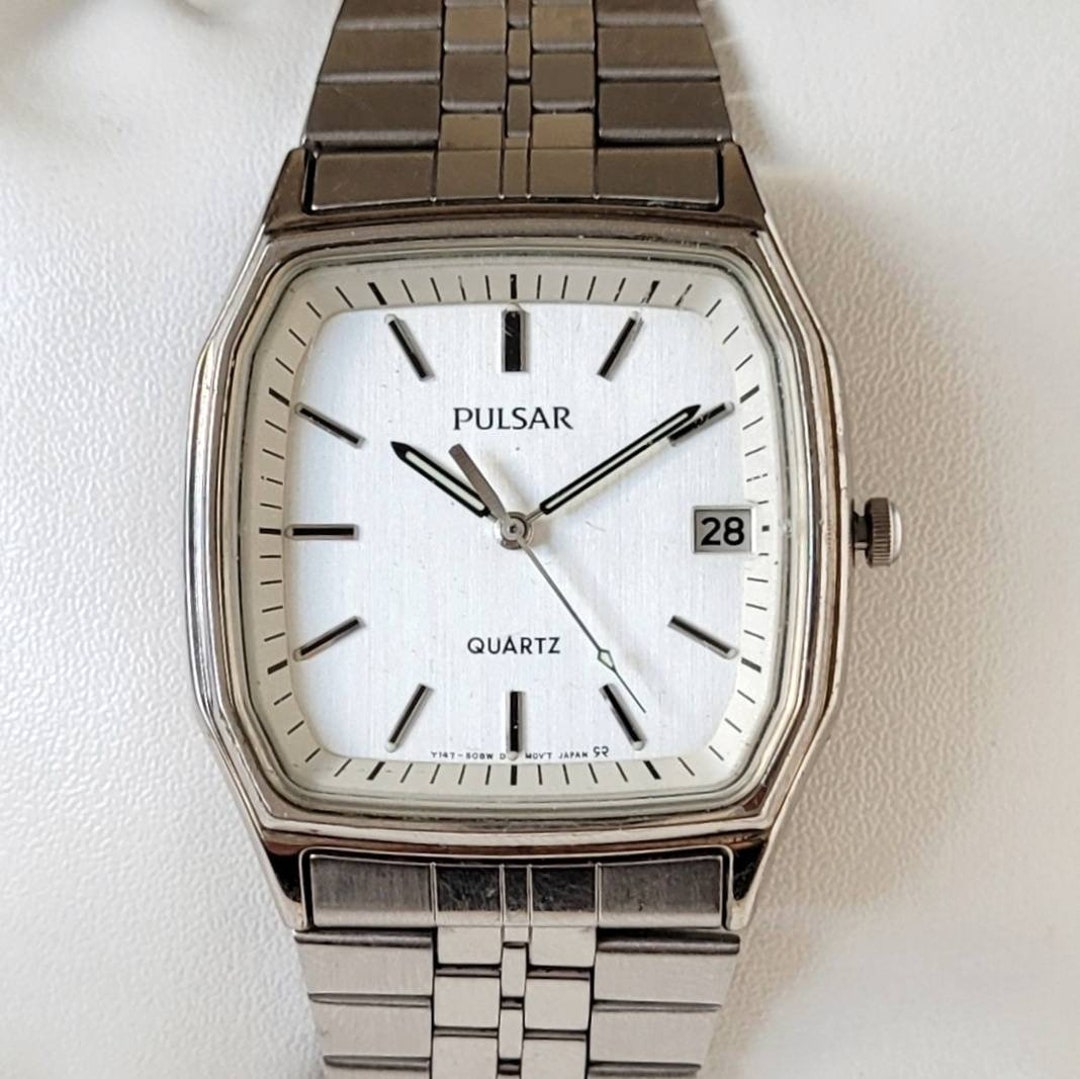 Vintage Pulsar White 90s by Seiko - Etsy