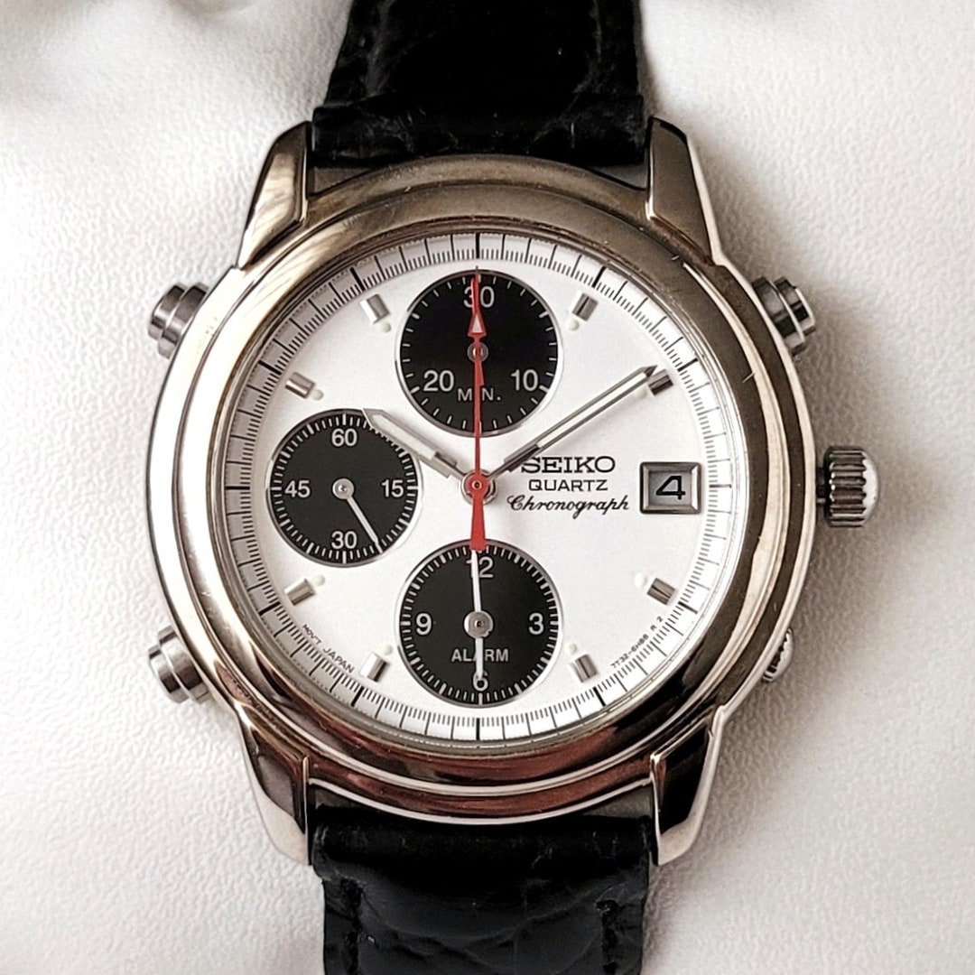 Vintage Seiko Panda 90s With Red Details - Etsy