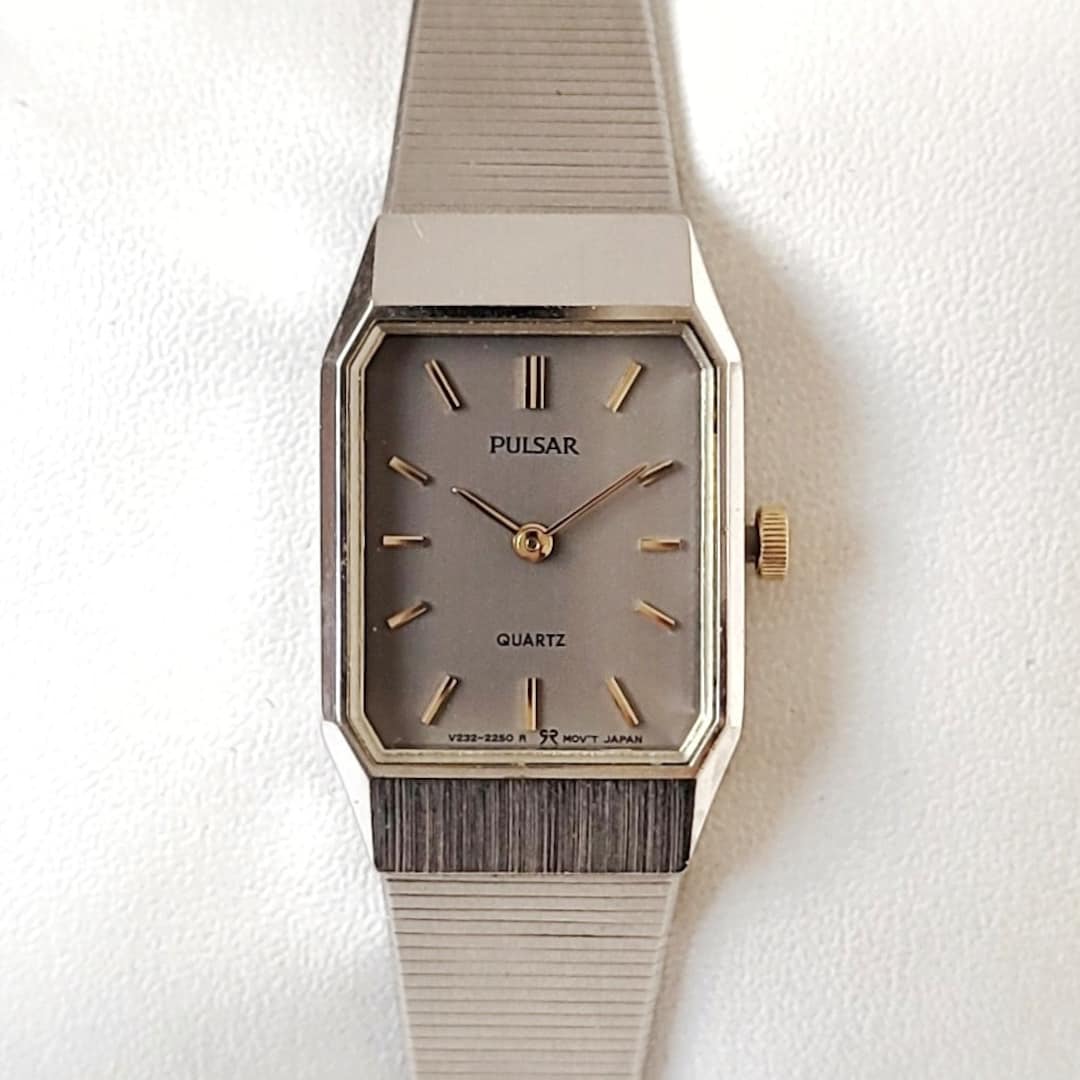 Vintage Pulsar Tank Gray&gold 90s Last New! - Etsy