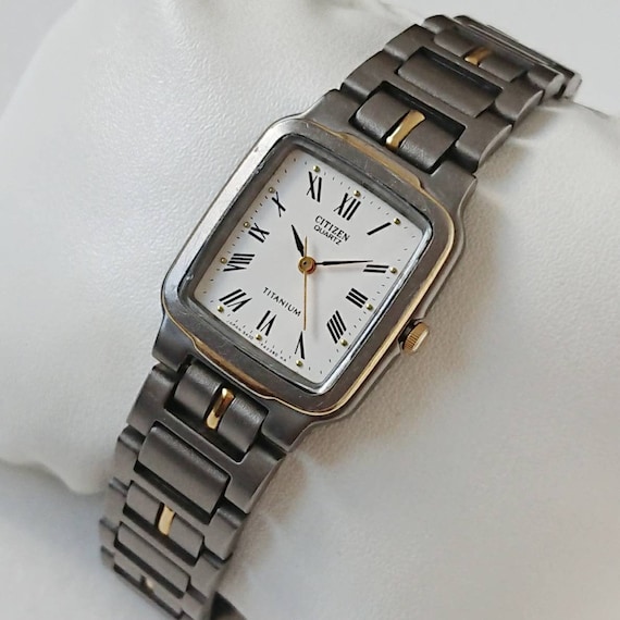 Vintage Citizen Titanium Tank 90s Unique - Gem