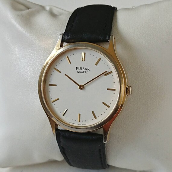 Vintage Pulsar Classic 90s by Seiko ***Reserved*** - Gem
