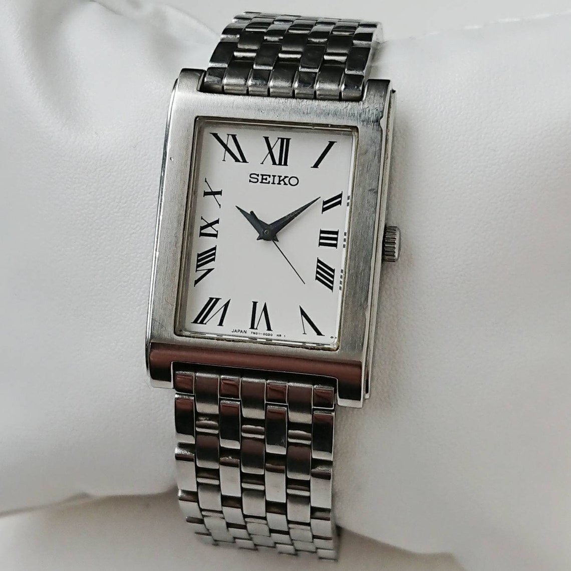 Vintage Seiko Tank all original with box 90s Unique | Etsy