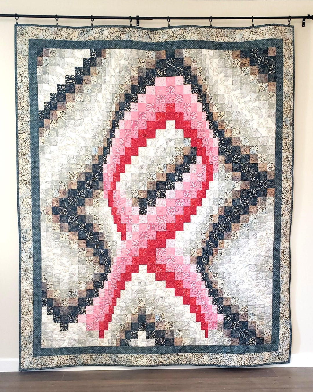 Pattern "quilt Lorraine" Breast Cancer Bargello Quilt - Etsy