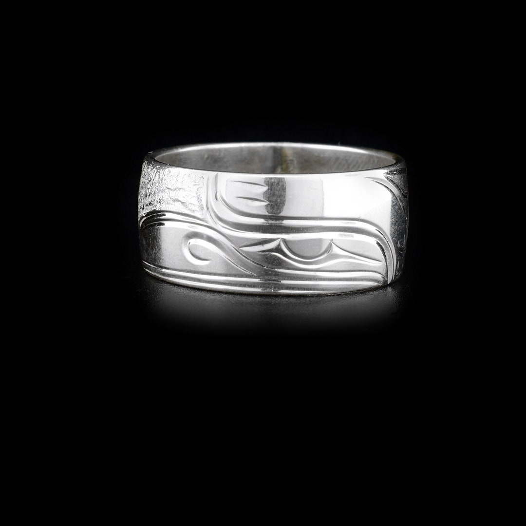 Canadian First Nations, Hand Carved Sterling Silver 3/8" Raven Ring ...