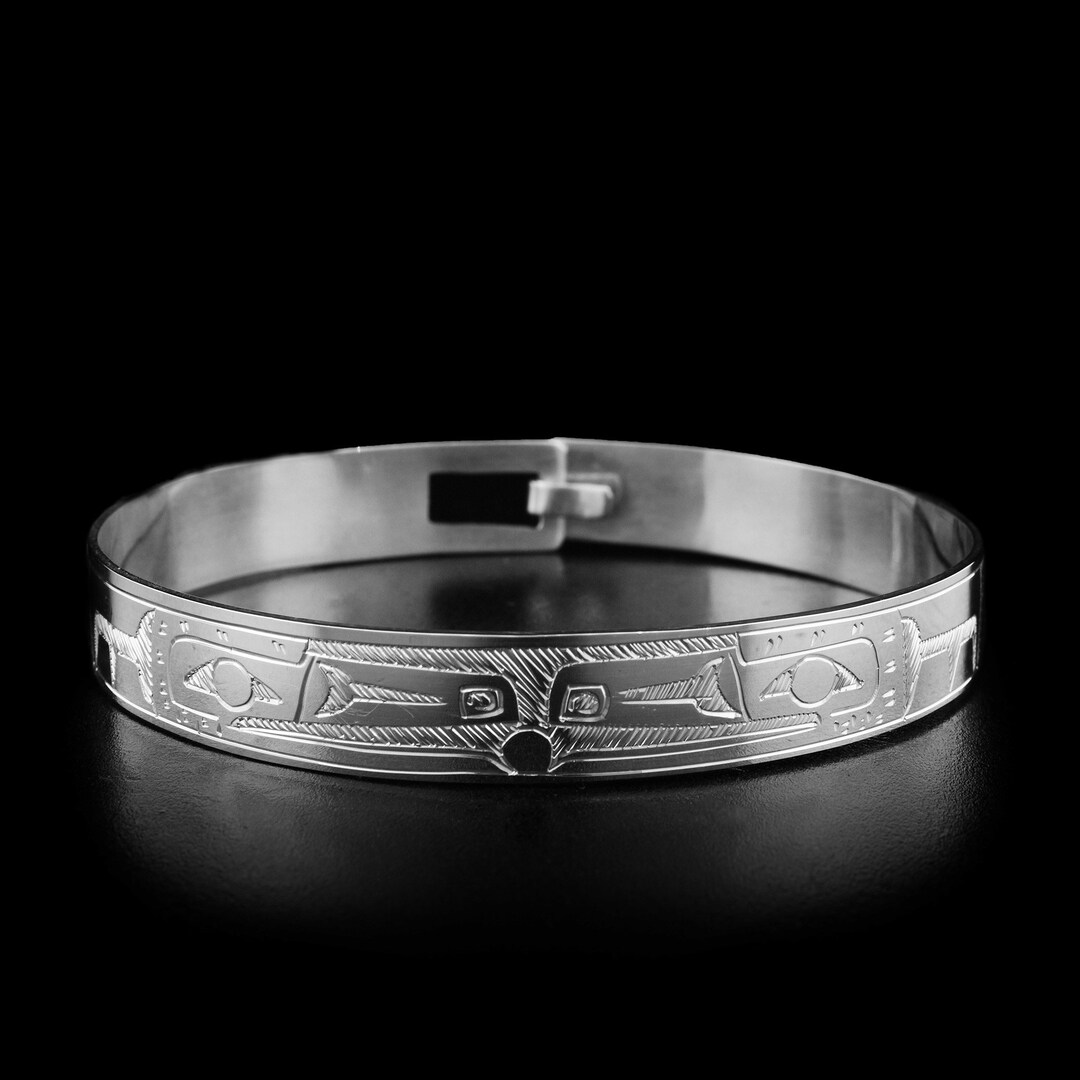 Canadian First Nations, Hand Carved Sterling Silver 3/8" Double Raven ...