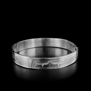 Canadian First Nations, Hand Carved Sterling Silver 3/8" Double Raven ...