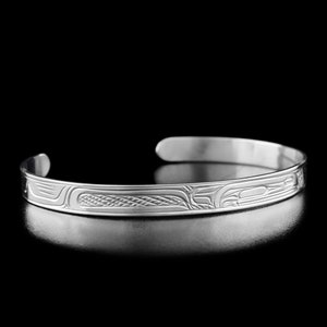 Canadian First Nations, Hand Carved Sterling Silver 1/4" Raven Cuff ...