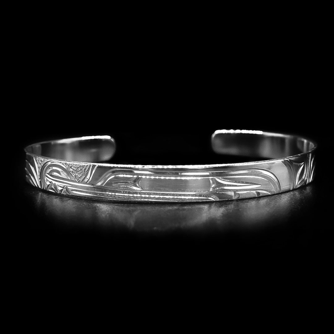 Canadian First Nations, Hand Carved Sterling Silver Thin Wolf Cuff ...
