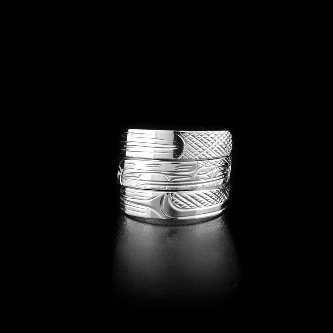 Northwest Coast Indigenous Jewellery, Hand Carved Sterling Silver Bear ...