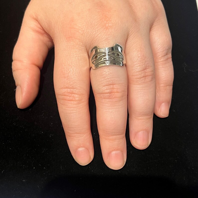 Canadian First Nations, Beaver Chunky Gold and Silver Ring, Indigenous ...