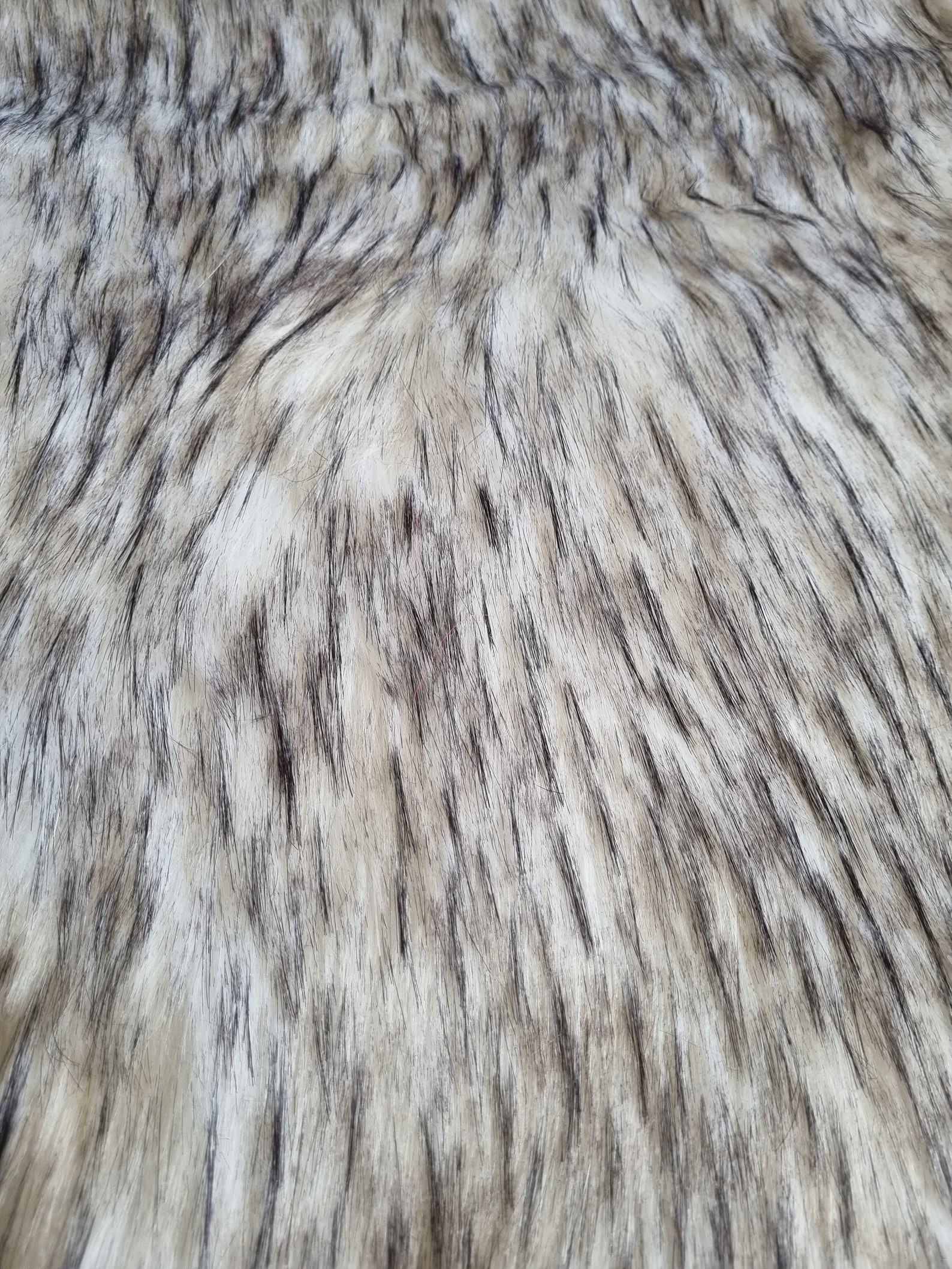White/black Wolf Luxury Faux Fur-white Fake Fur-luxury Bear - Etsy UK