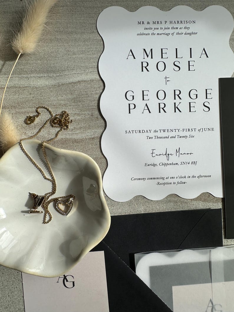EVERLY - Curved Wedding Invitation Suite | Luxury Invitations | With ...