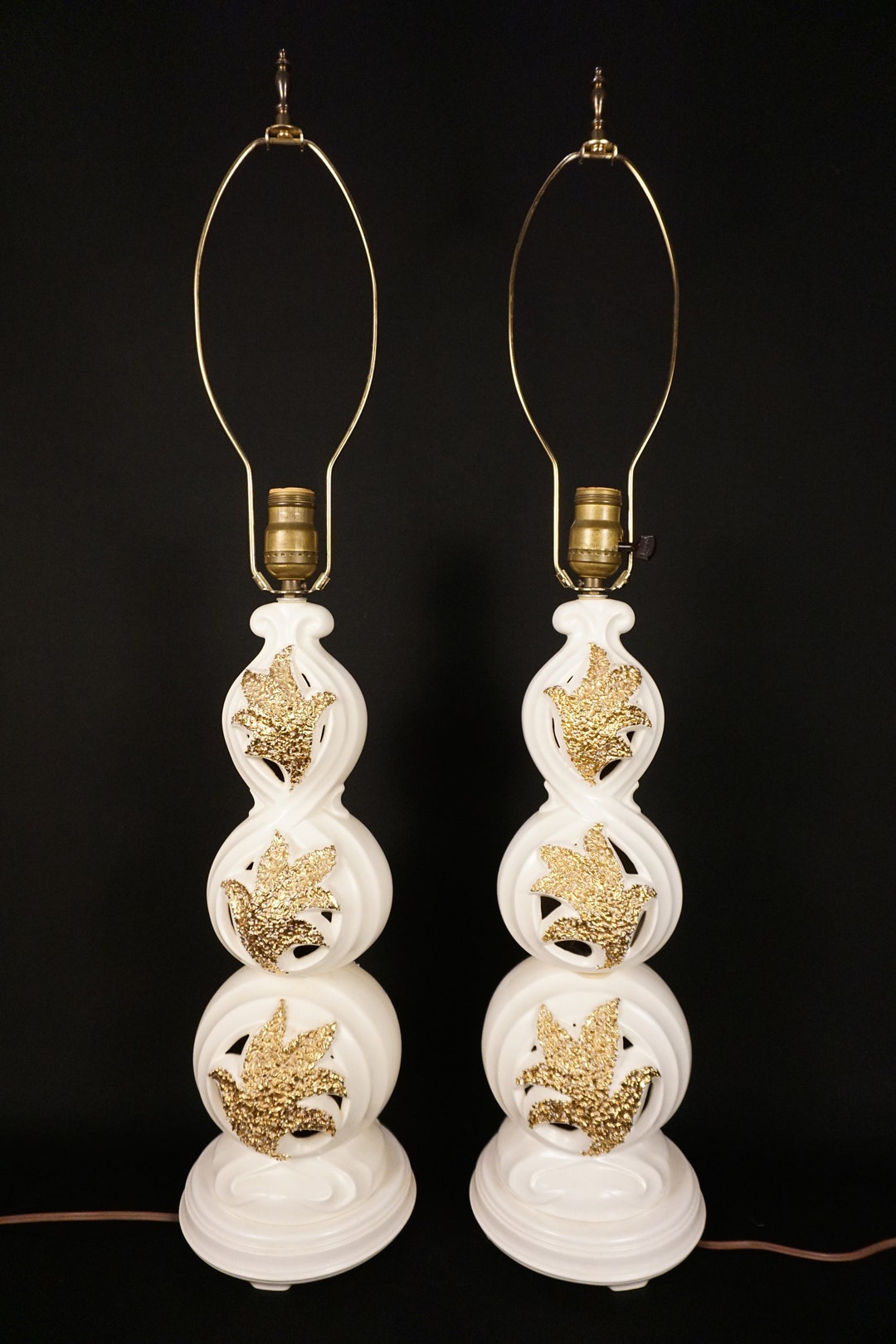 Pair of Vintage, Mid-century, 1966 Atlantic Mold Table Lamps - Etsy