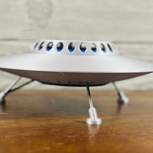 Gen 3 Echo Dot Flying Saucer - Alexa is Out There.... - Etsy