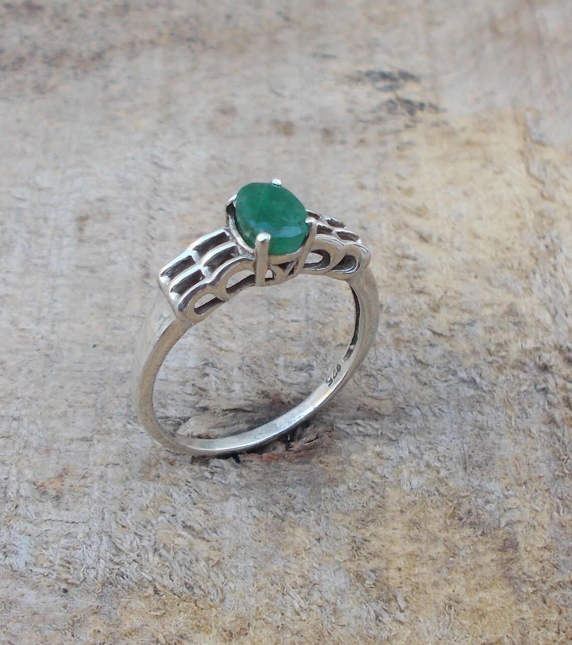 925 Sterling silver natural emerald ring oval shaped stone | Etsy