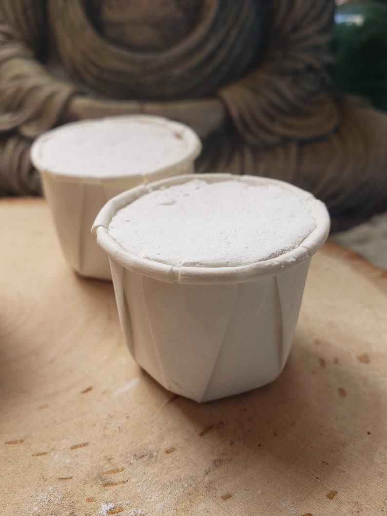 Cascarilla Eggshell Powder for protection and cleansing | Etsy