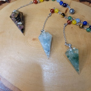 Crystal Pendulum Chakra Jewelry, Resin Dowsing Pendulum Natural Mixed ...