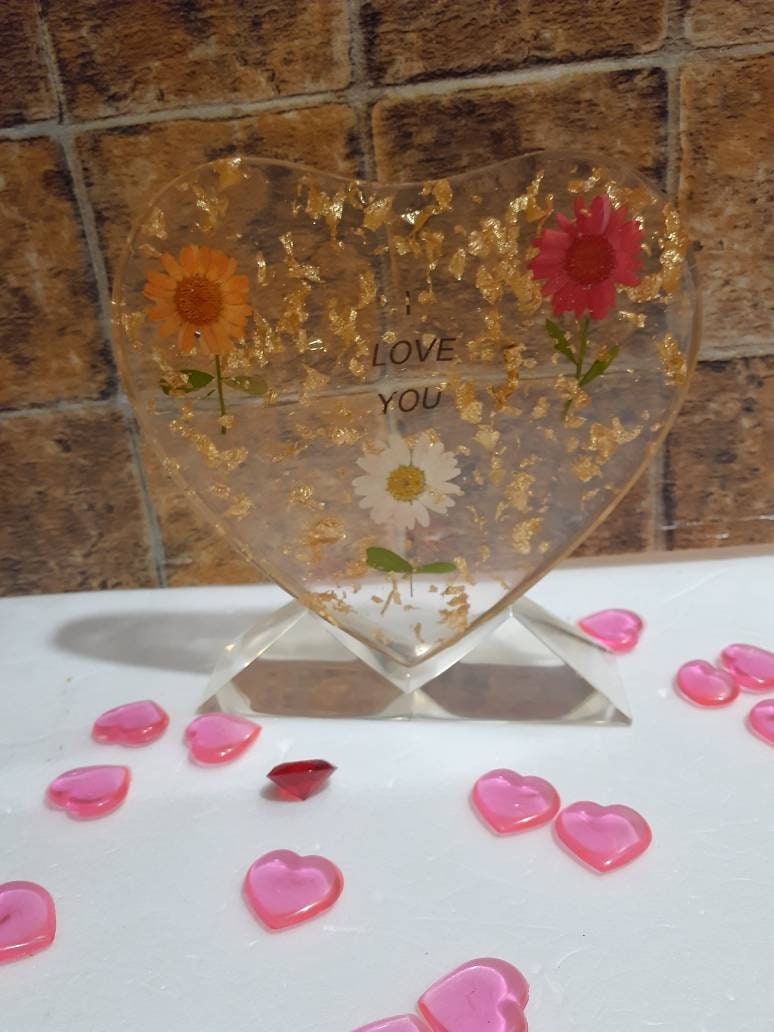Love Heart Flowered Resin Art. for Wife, Daughter.gift for Friend ...
