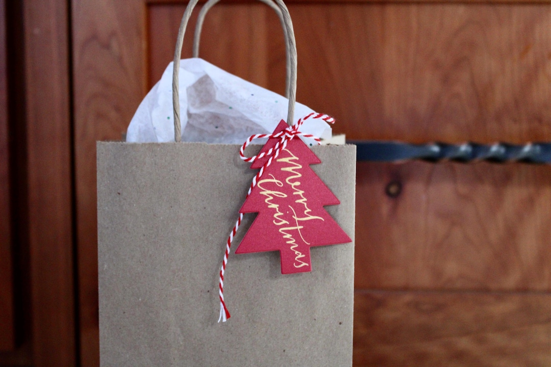 Tree-shaped Calligraphy Name Tags for Christmas Gifts, Table Settings ...