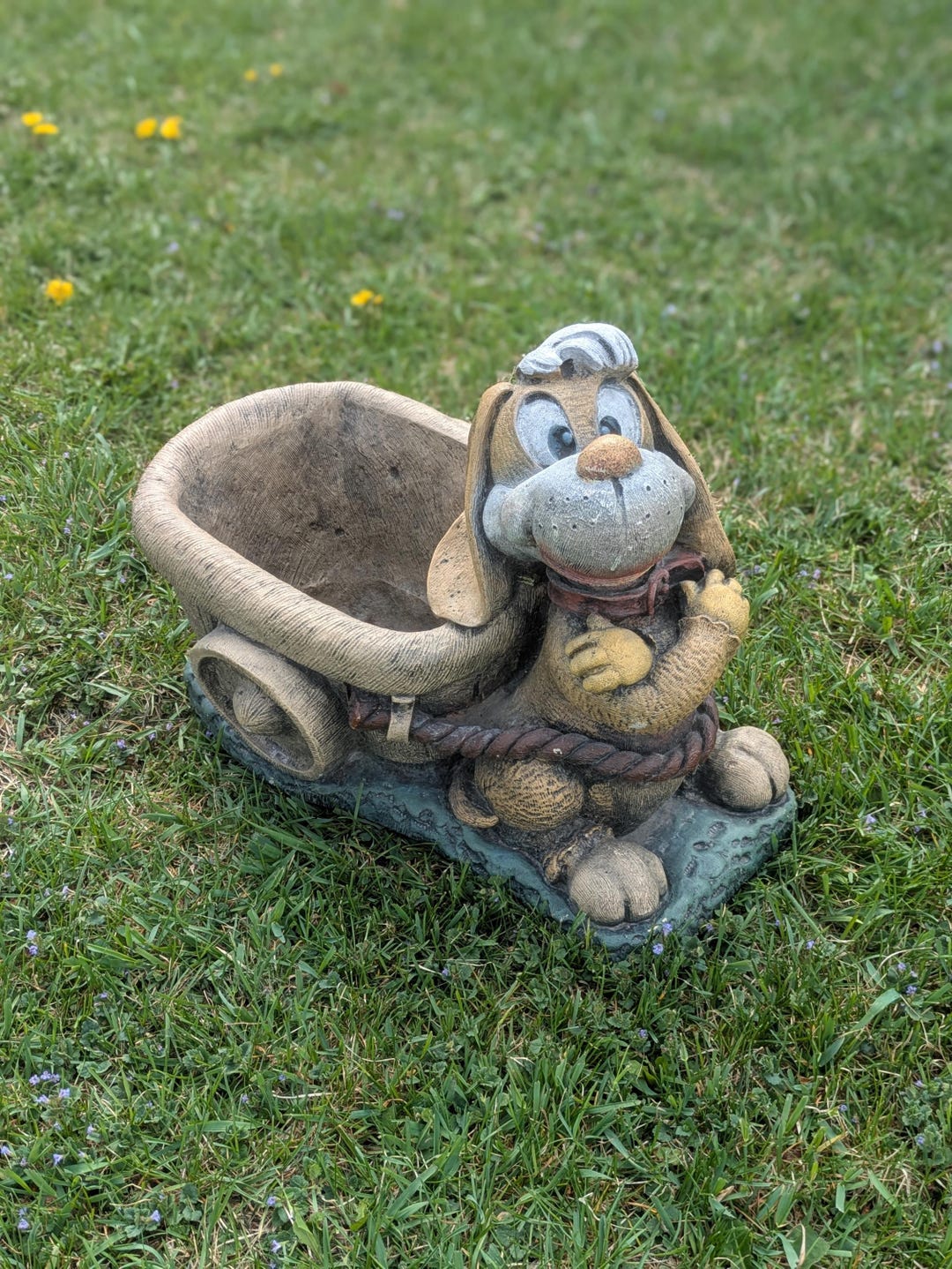 Outdoor Dog Planter, Henri Studios, Wauconda, Concrete, Garden, Decor ...