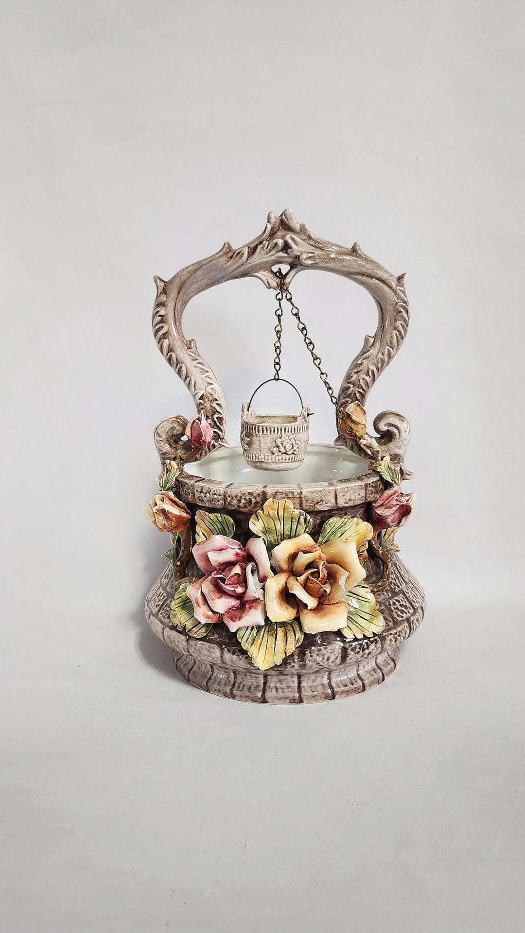 Capodimonte Wishing Well, Vintage, 3D, Floral, Glazed Ceramic, Nuova Capodimonte, Made in Italy ...