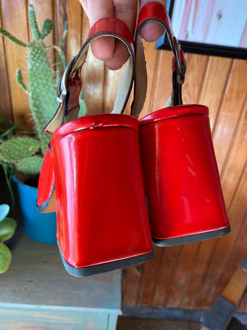 1970s Bright Red Patent Leather High Heels/ Made in Italy/ - Etsy
