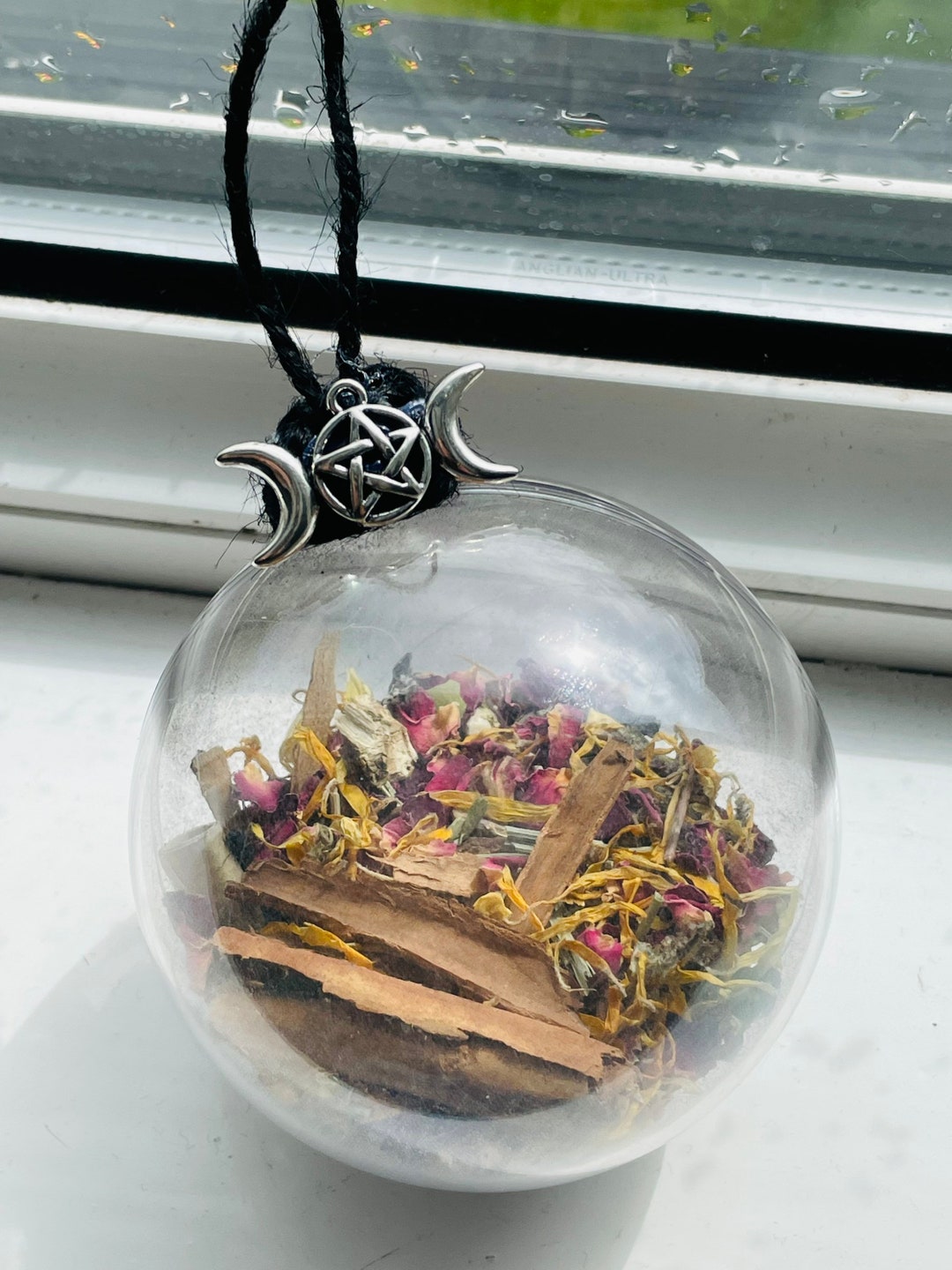 Protection Witch Ball Bloodstone Quartz Protection & Grounding Amulet ...