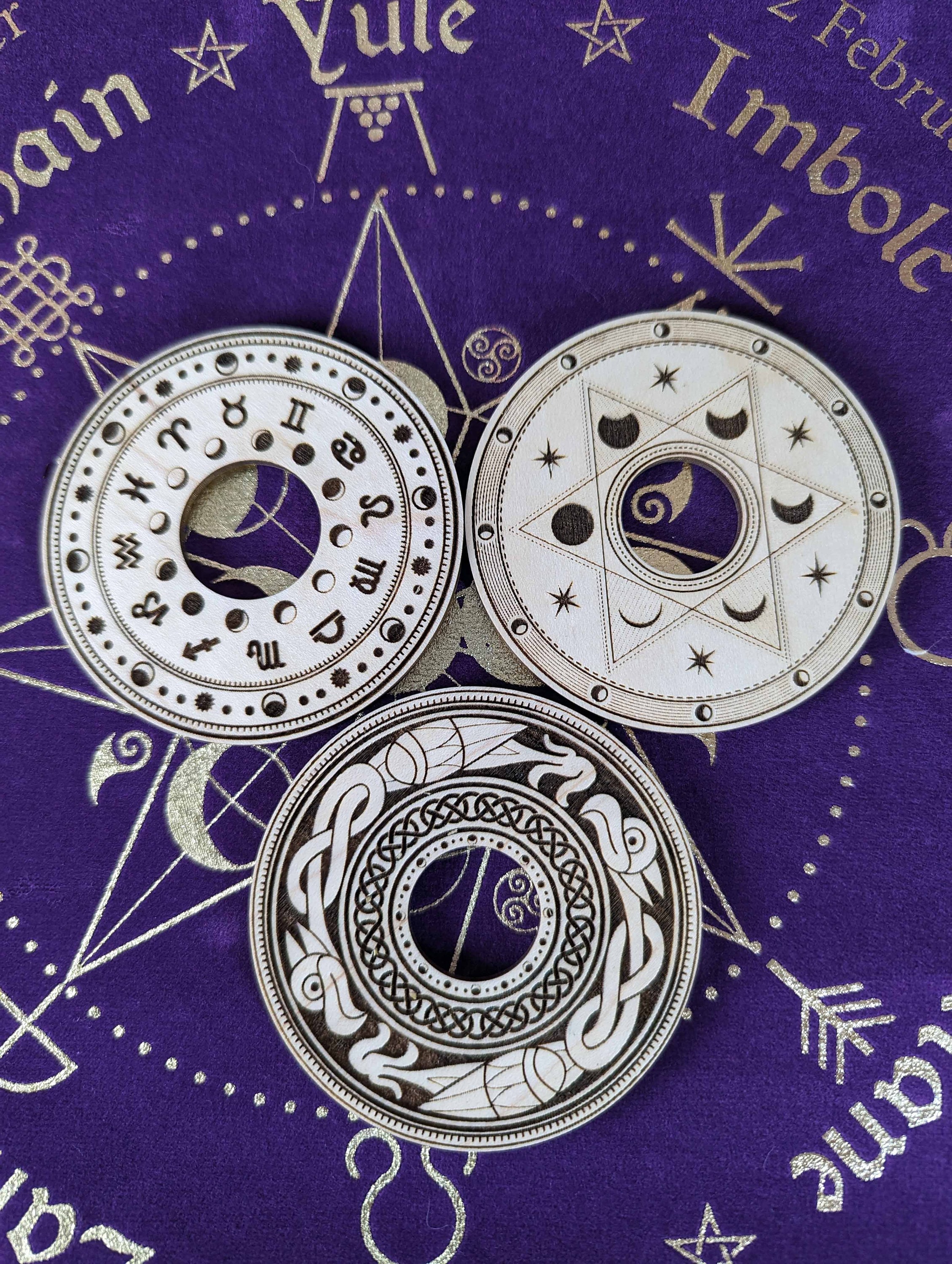 Small Round Wooden Mystical Sphere Holders Crystal Sphere Stand ...