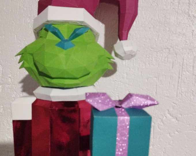 PAPERCRAFT GRINCH Nutcracker Make It Yourself Paper Grinch Sculpture ...