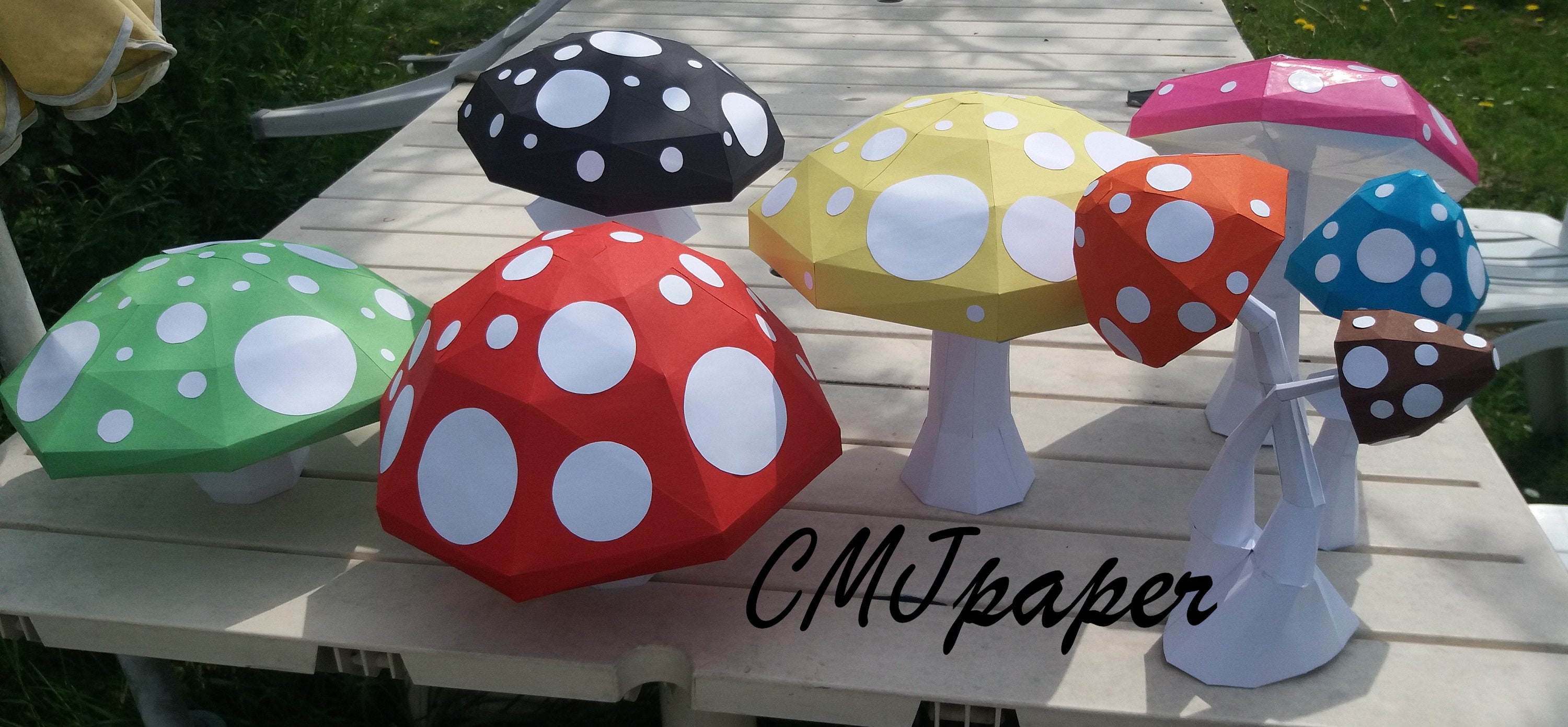 PAPERCRAFT Set of 7 Giant MUSHROOMS Decorations to Make Yourself Paper ...