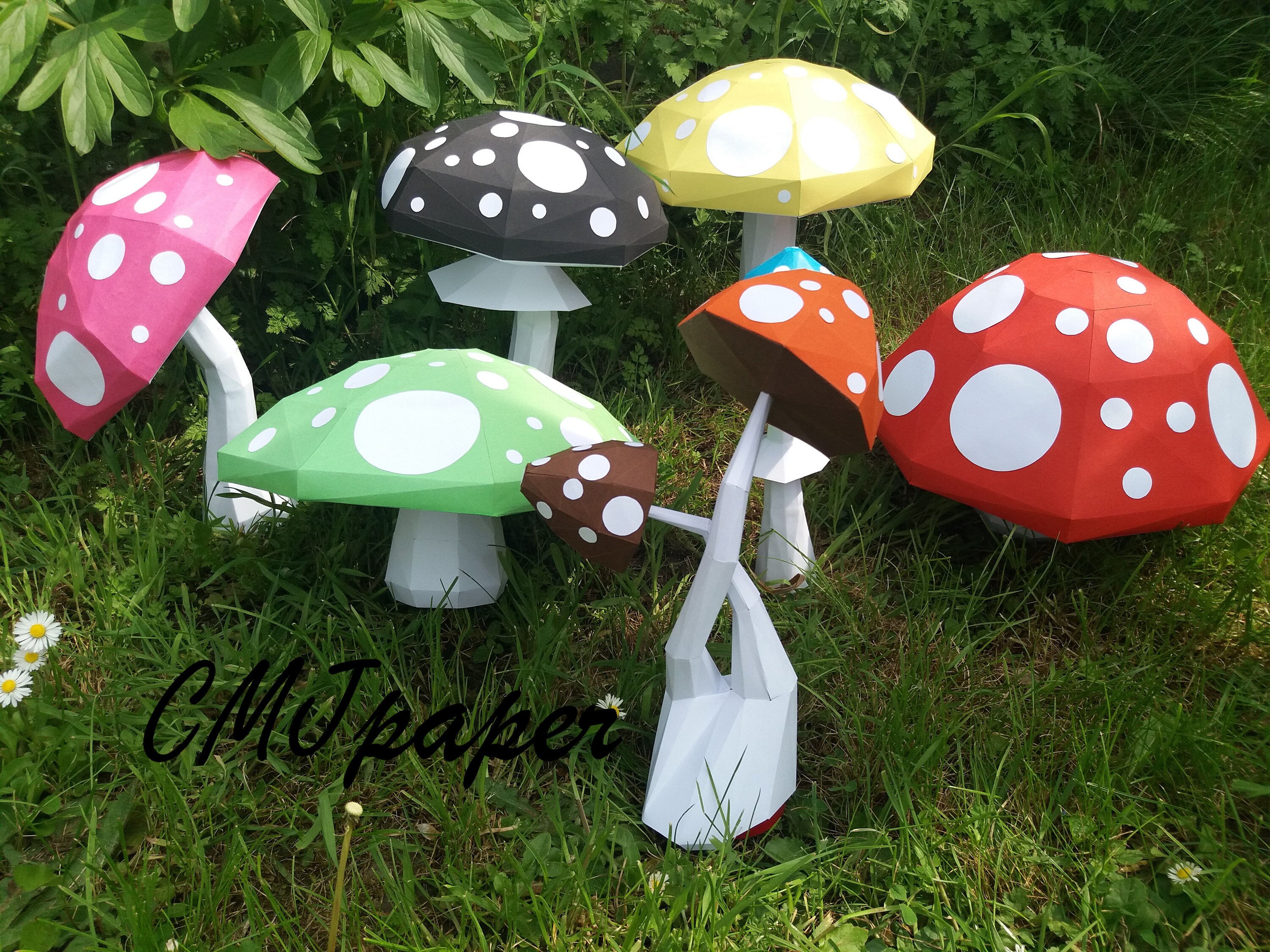 PAPERCRAFT Set of 7 Giant MUSHROOMS Decorations to Make Yourself Paper ...