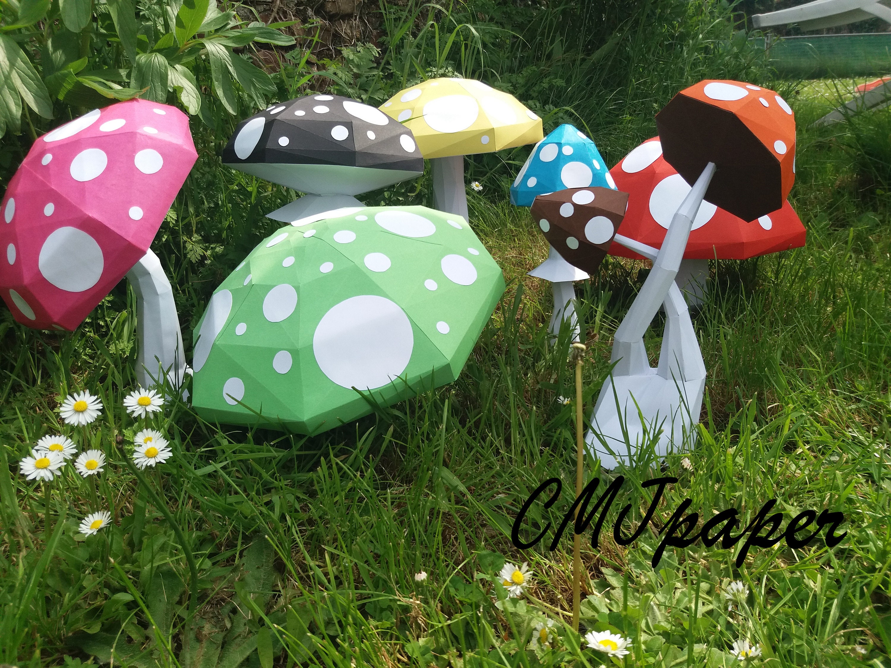 PAPERCRAFT Set of 7 Giant MUSHROOMS Decorations to Make Yourself Paper ...