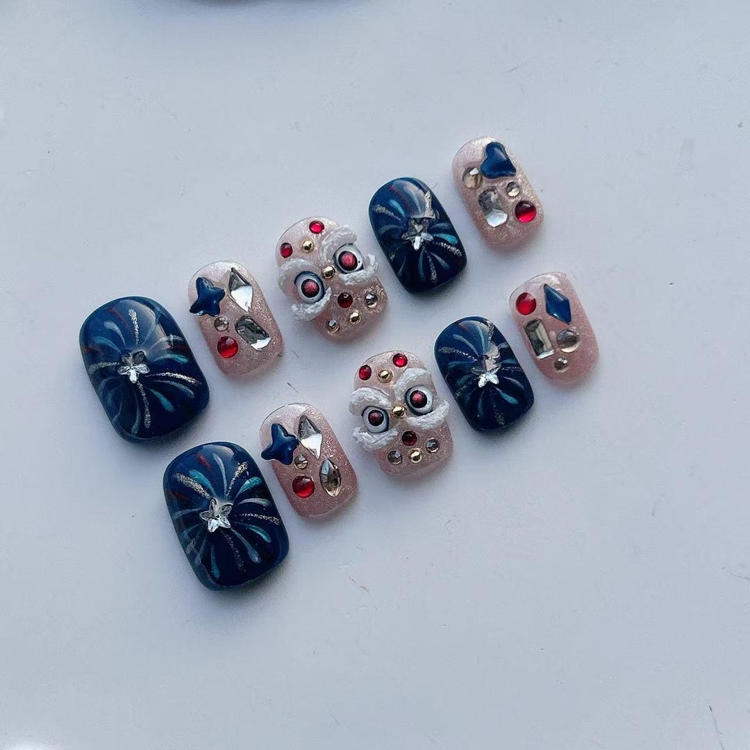 Handmade Cat Eye Press on Nails: 3D Gold Chrome Star Nail Art - Etsy