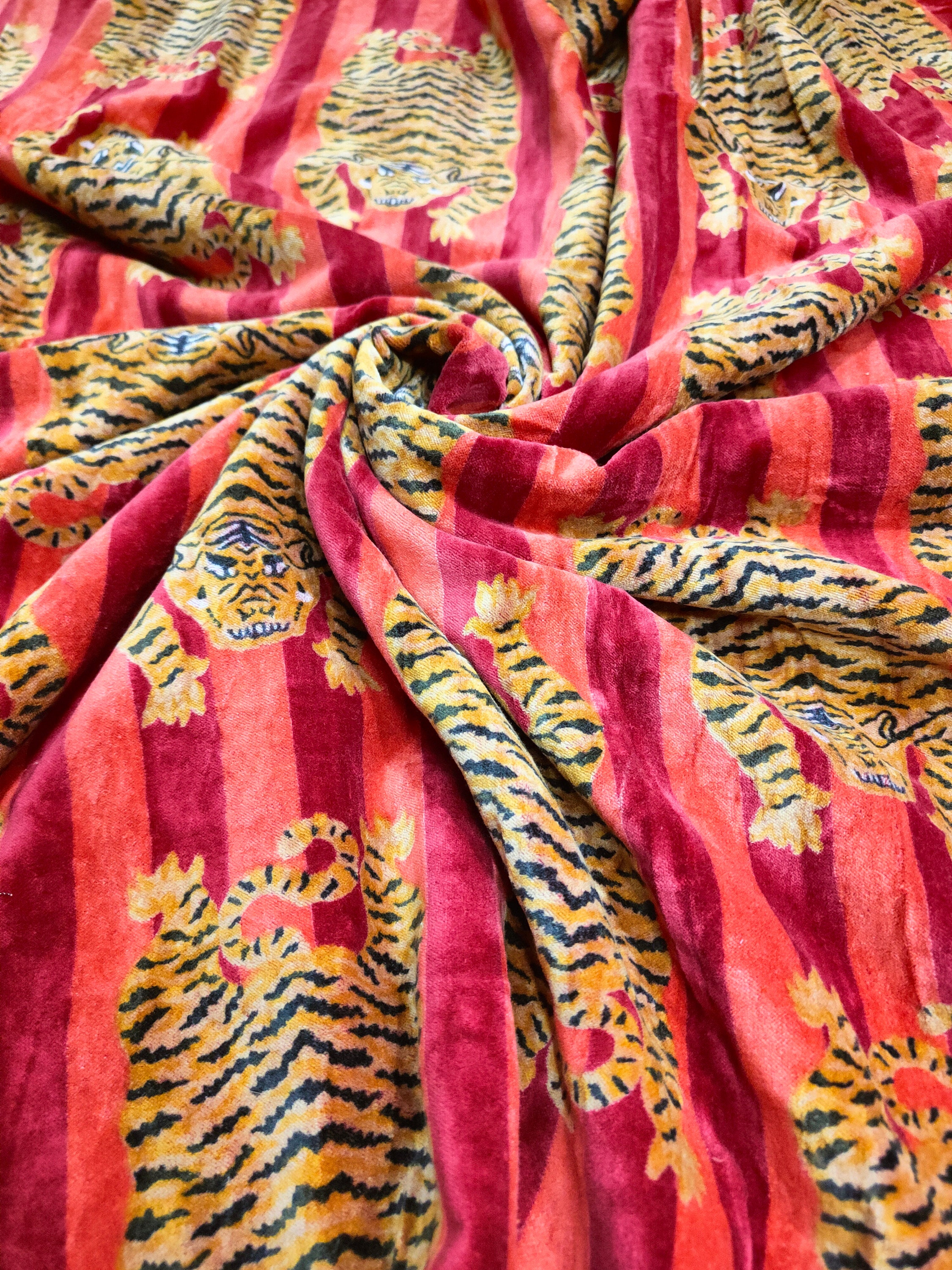Velvet Fabric Floral Velvet Fabric Indian Fabric Printed Velvet Fabric ...